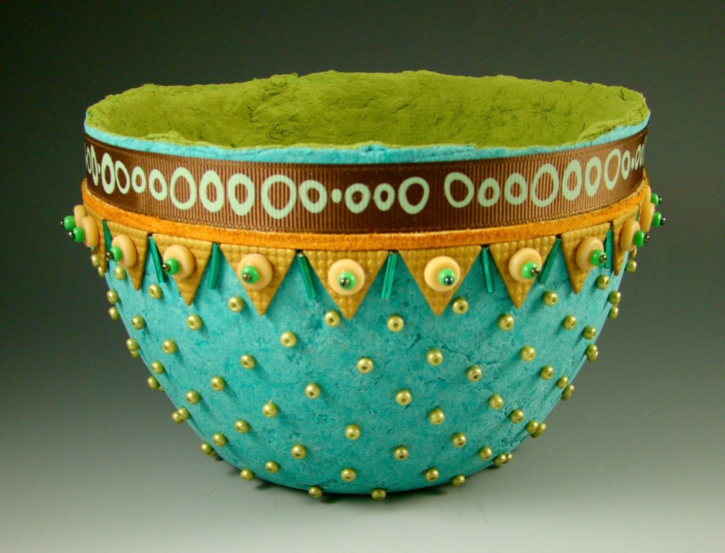 Bowl Base Basics – Angie Wiggins Mixed Media